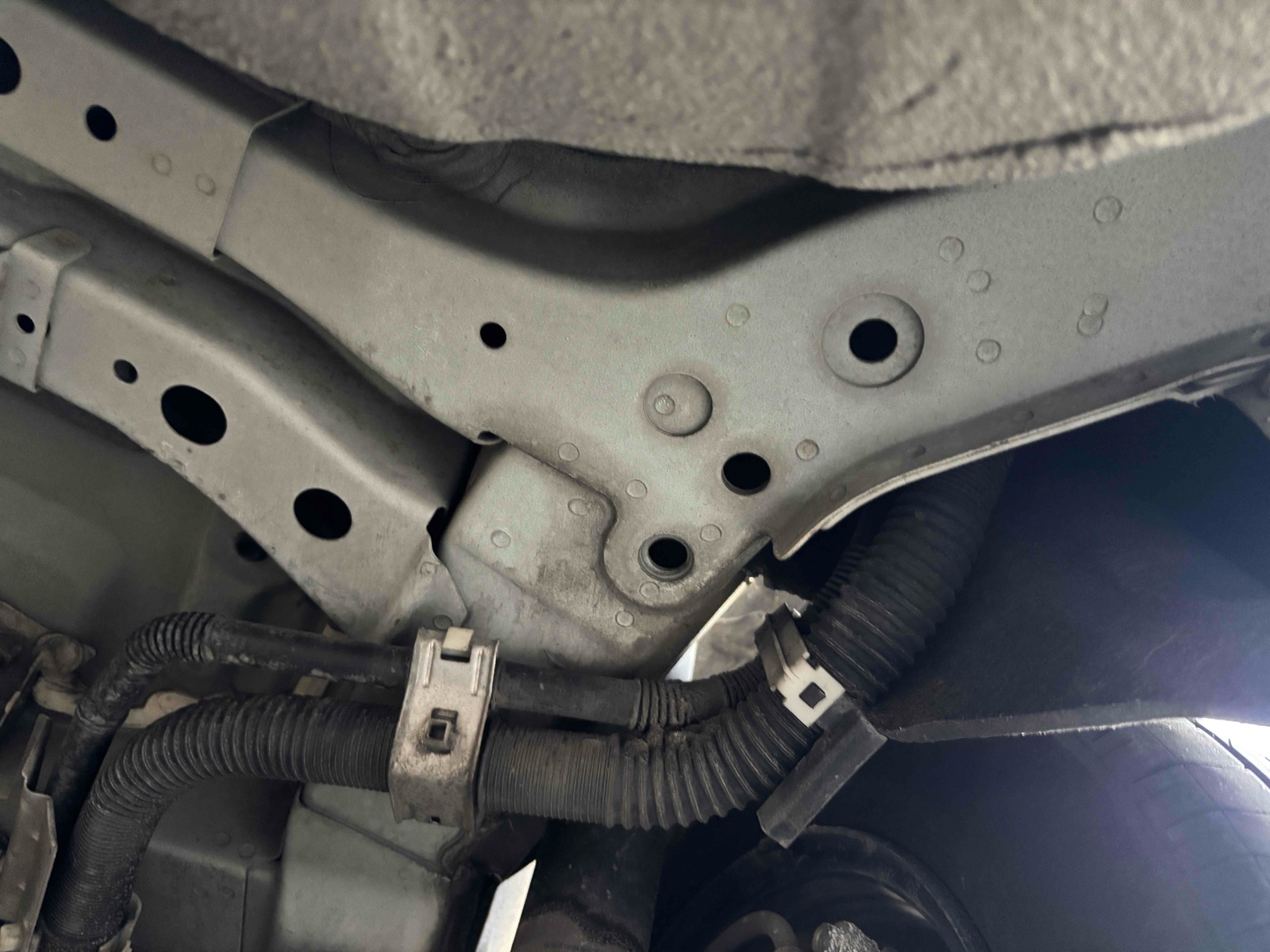 2017 Nissan Serena X 2000cc White • 100,000+ km | Carbarn Zambia • #303